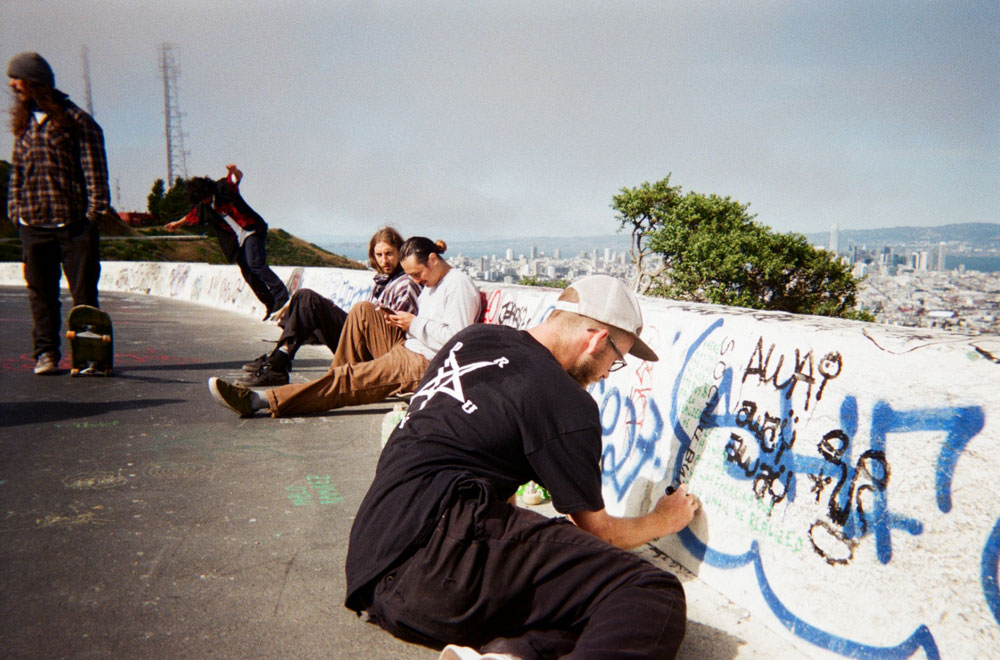 VIP - BONES WHEELS